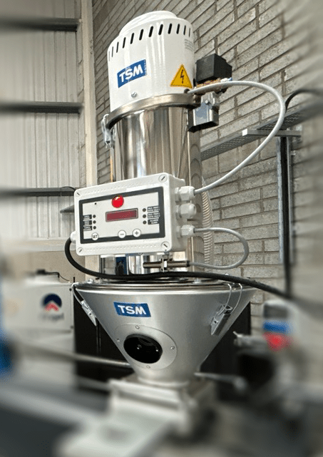 Auto Loaders for Plastic Processing